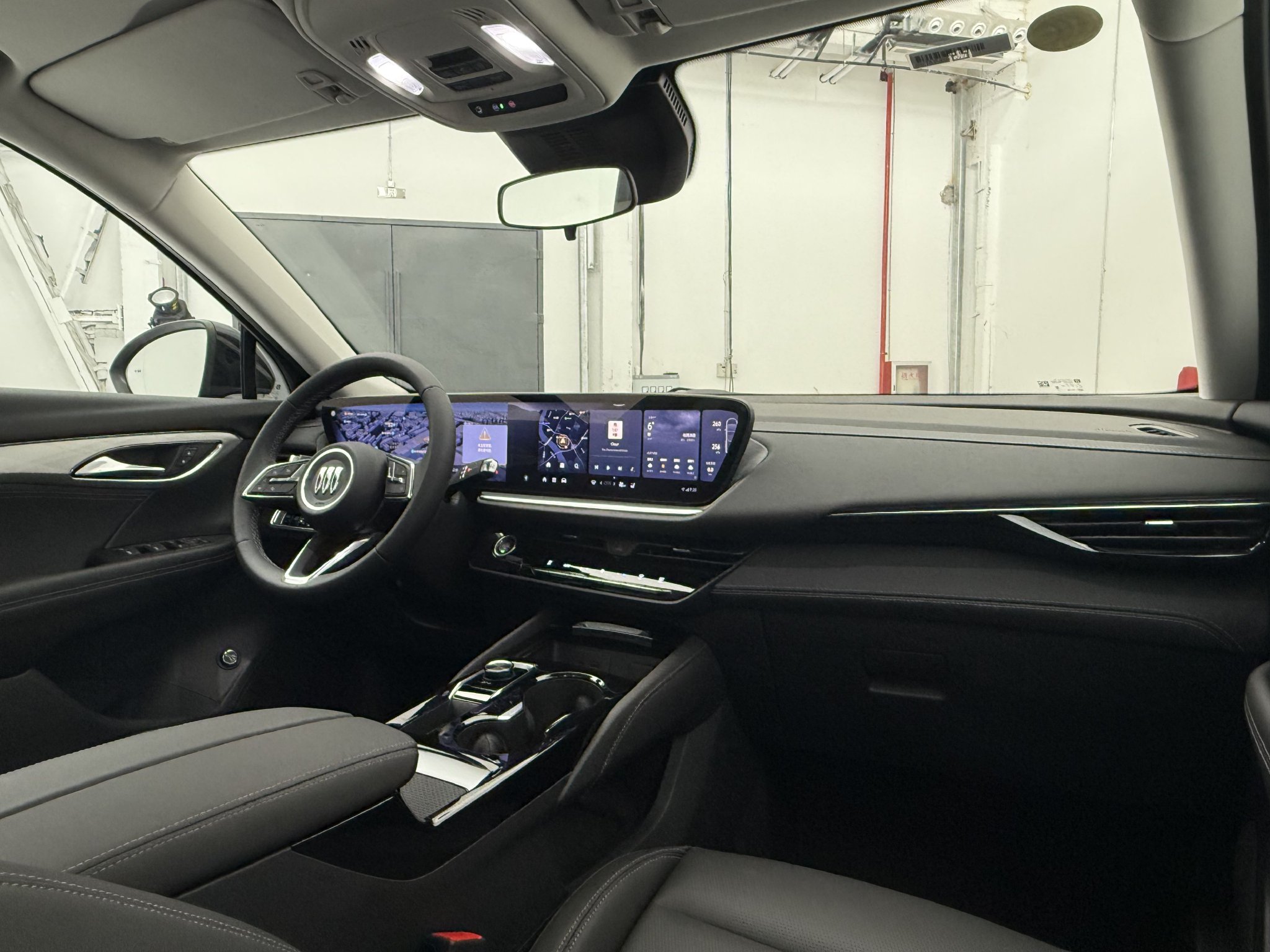 1.5T+9AT/五连杆后悬架 实拍25款昂科威S白金版-新浪汽车